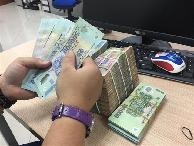 Việt Nam banks on bigger loans to lift lending limit